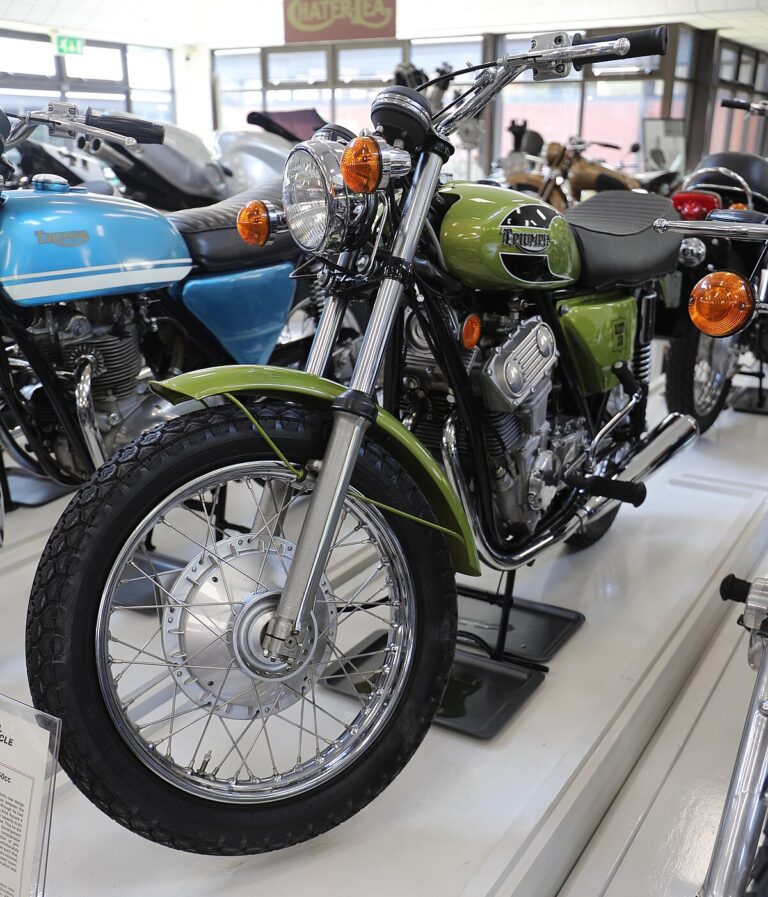 Triumph Daytona 955i – Specs Motorcycles