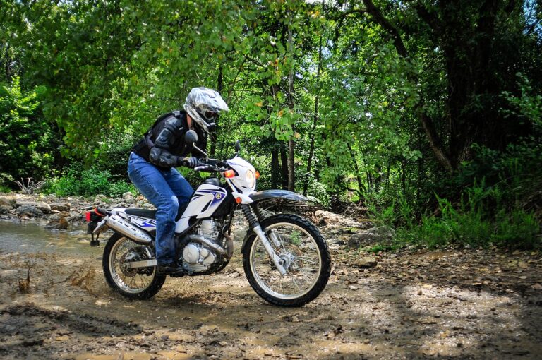 Yamaha MT-01 – Specs Motorcycles